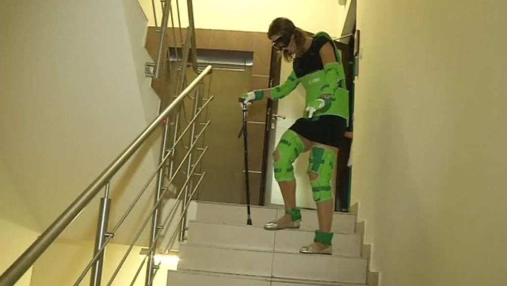 Simulation suits teach medical students how to feel empathy towards the ...